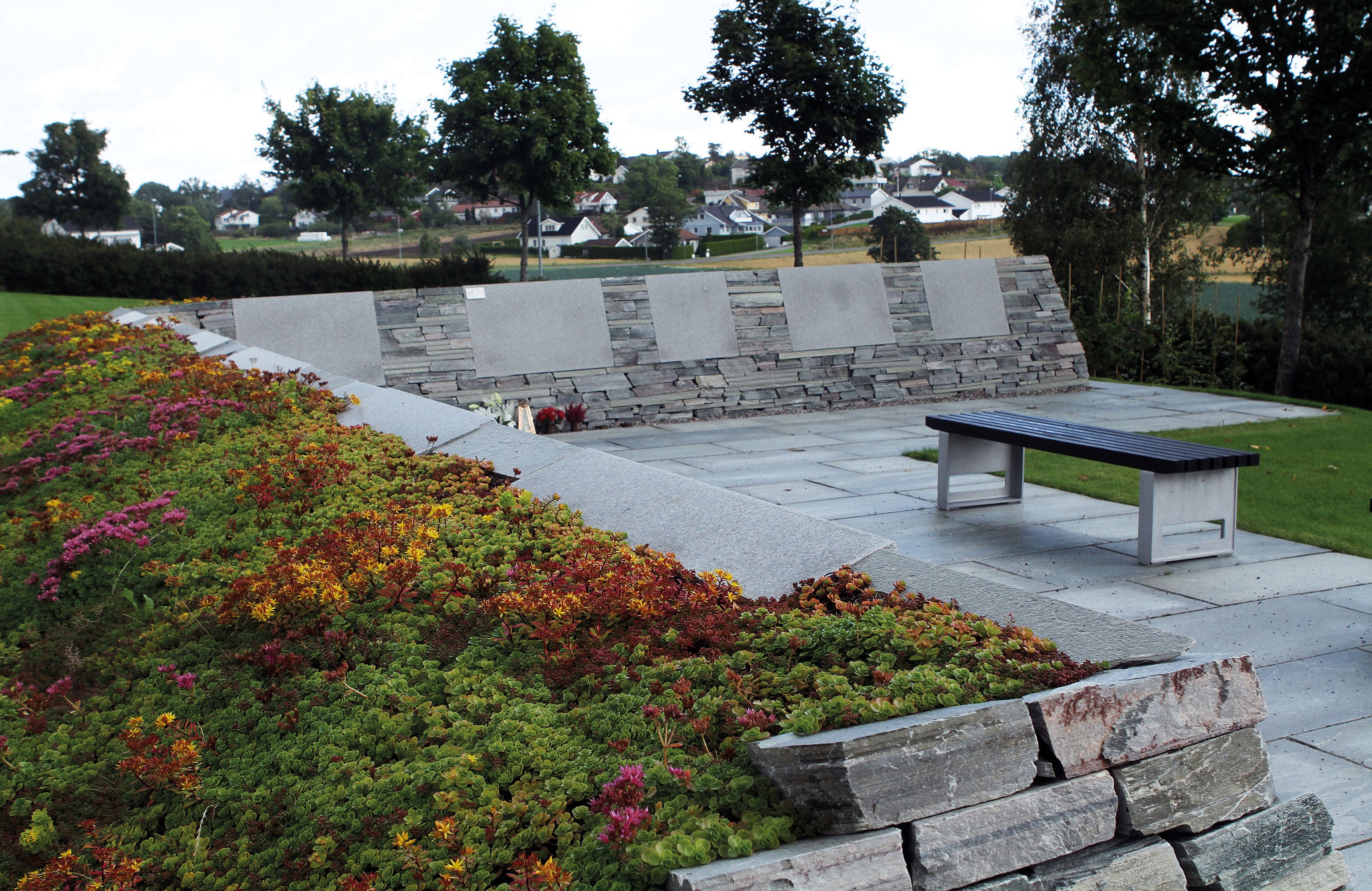 NLA - Nøtterøy kirkegård - navnet minnelund